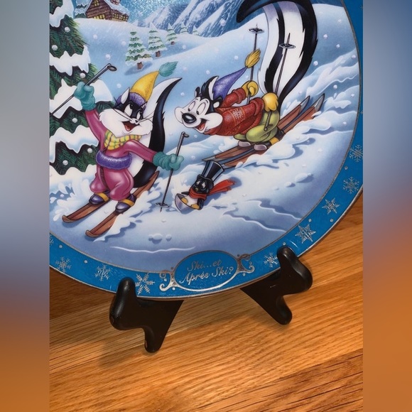 Warner Bros. | Art | Vintage Warner Brotherspepe Le Pew Penelope Plate ...